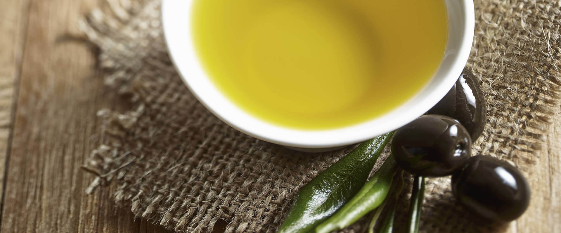 Olio EVO: cos’è, significato e proprietà | Fratelli Carli