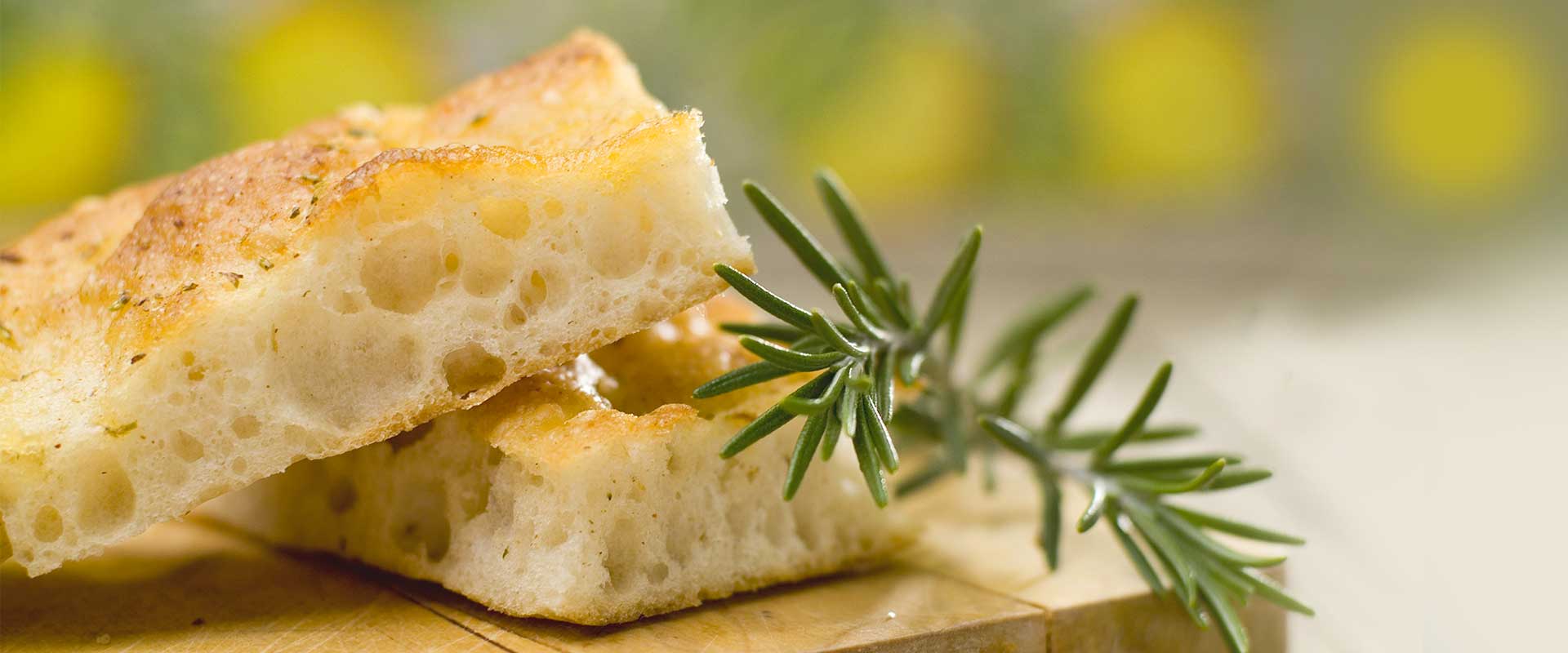 Focaccia genovese: un assaggio di Liguria - Magazine
