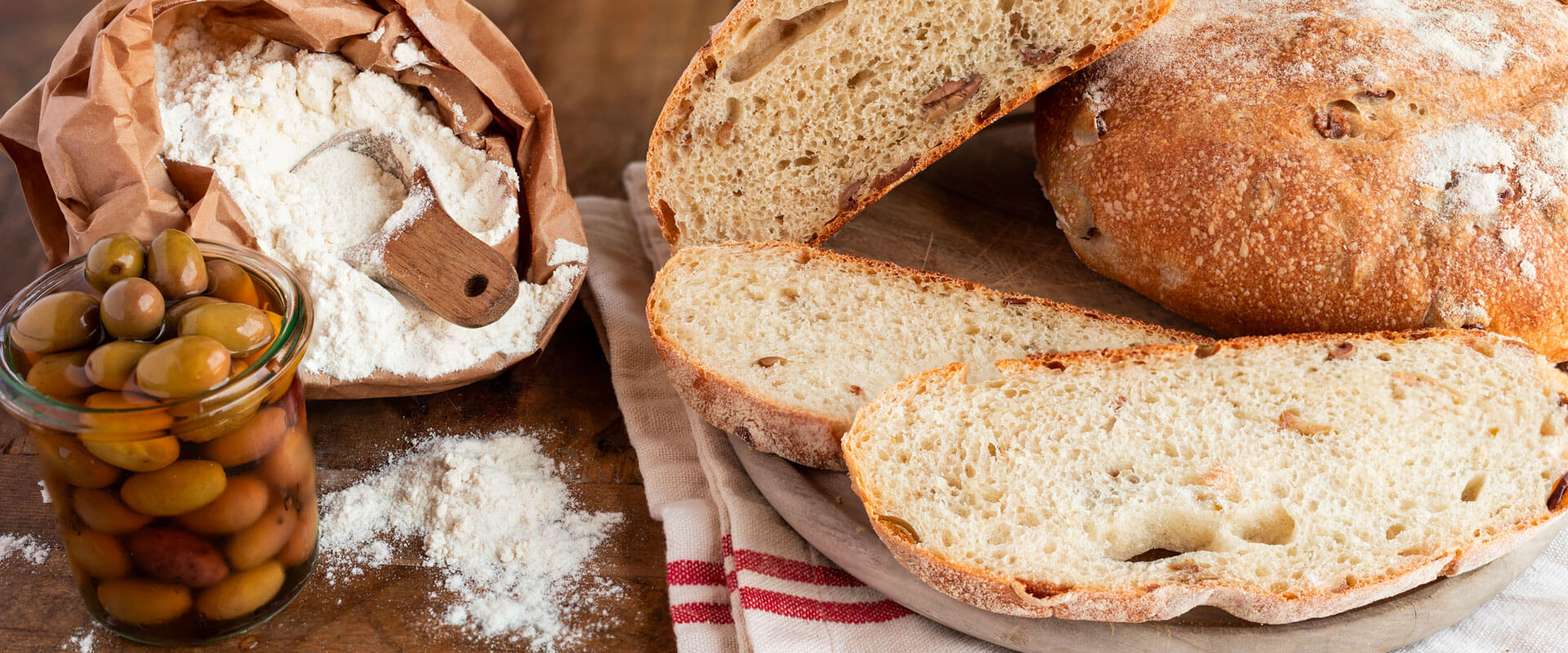 Pane all’Olio di Oliva con Olive Taggiasche - Fratelli Carli