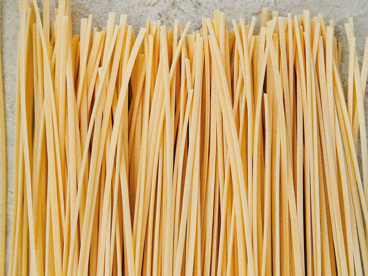 Trenette: Pasta Tipica Ligure | Fratelli Carli